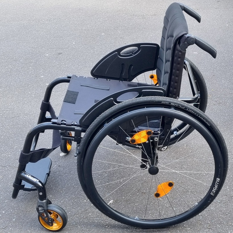 Quickie Argon 2 – Second Hand Wheelchairs | RCB Mobility