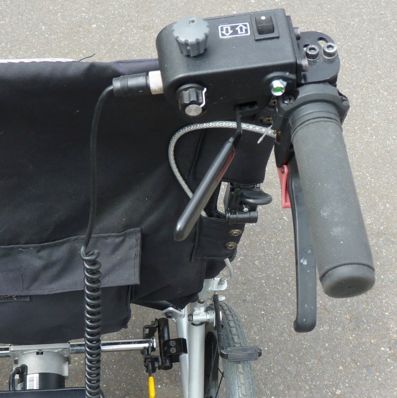 Karma Ergo Lite 2 with Roma power pack - RCB Mobility | Re-Cycle Mobility