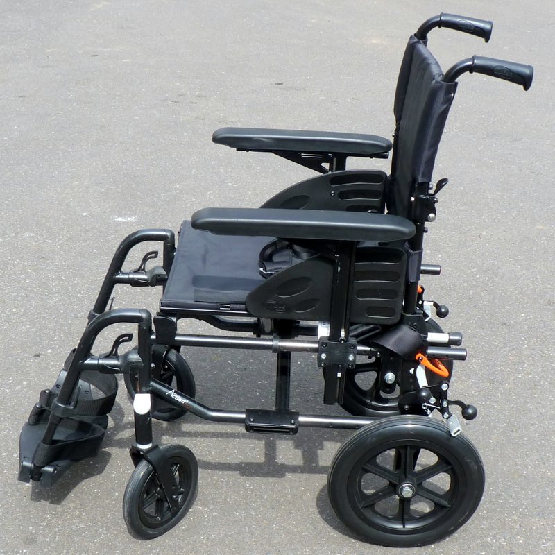 Invacare Action 2 NG - RCB Mobility | Re-Cycle Mobility